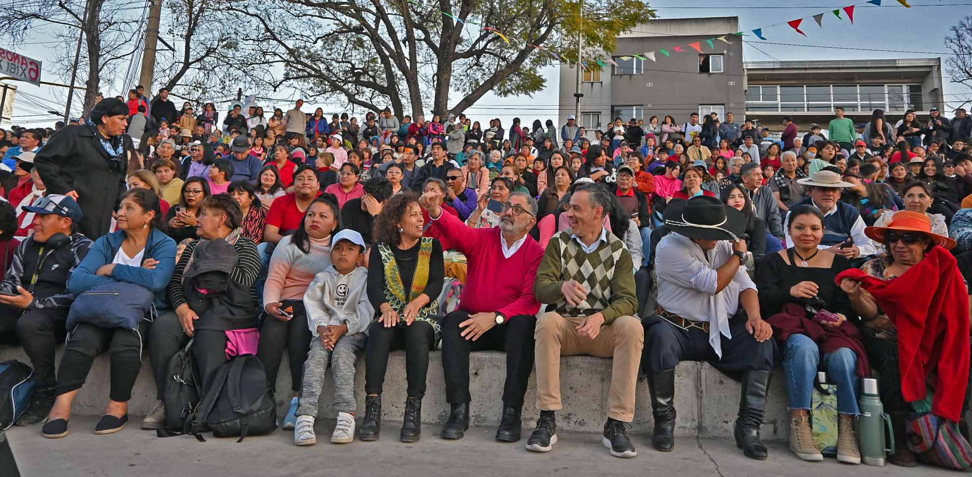 Con un anfiteatro colmado de vecinos celebraron los 6 años del Parque ...